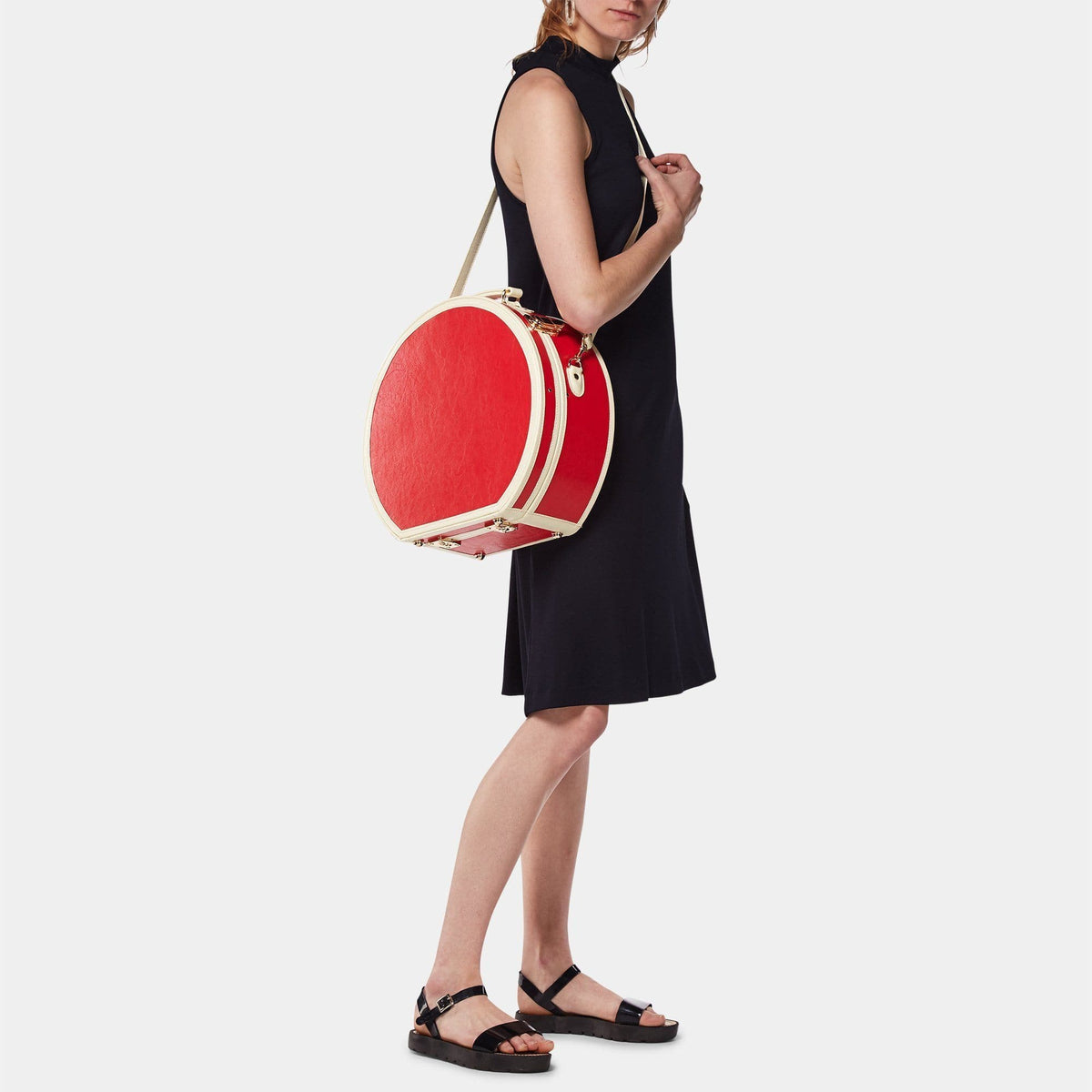 The Entrepreneur Large Hatbox | Vegan Leather Red Vintage Hat Box Bag